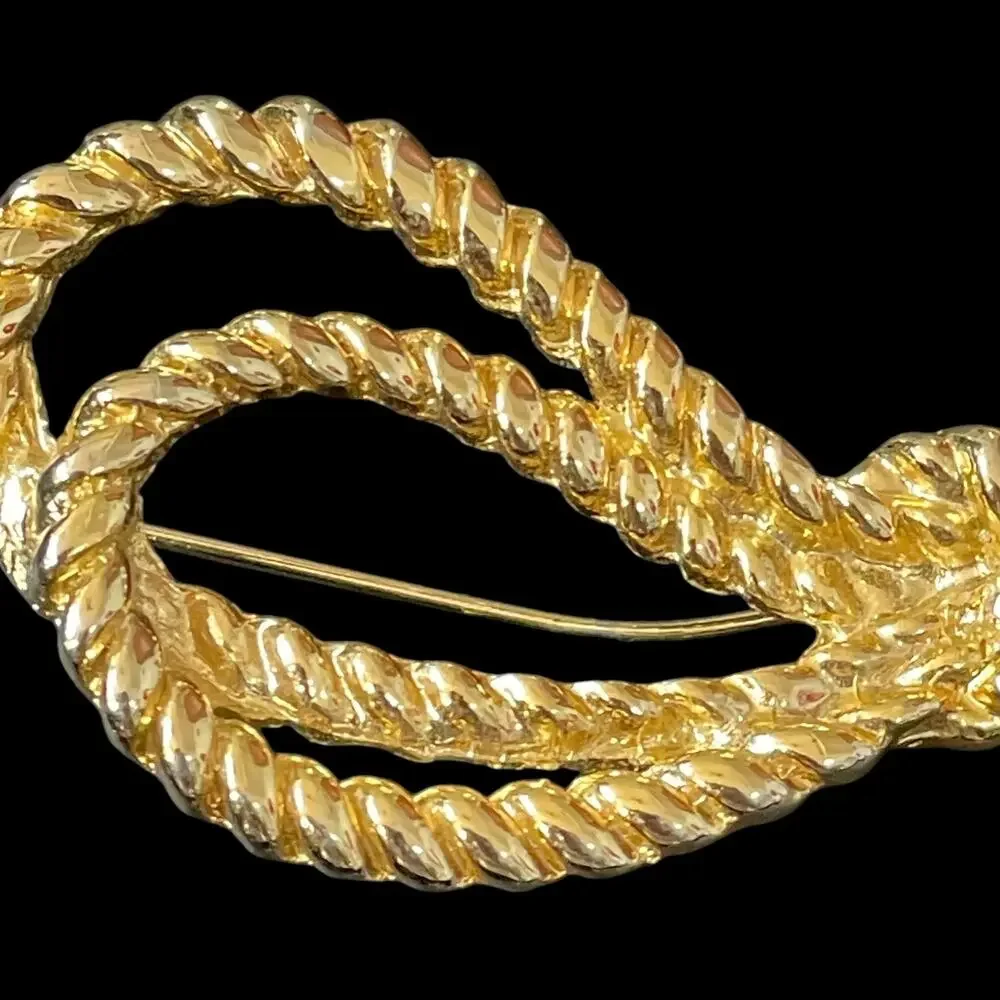 Unknown | Jewelry | Vintage 98s Gold Tone Rope Knot With Tassels Brooch ...